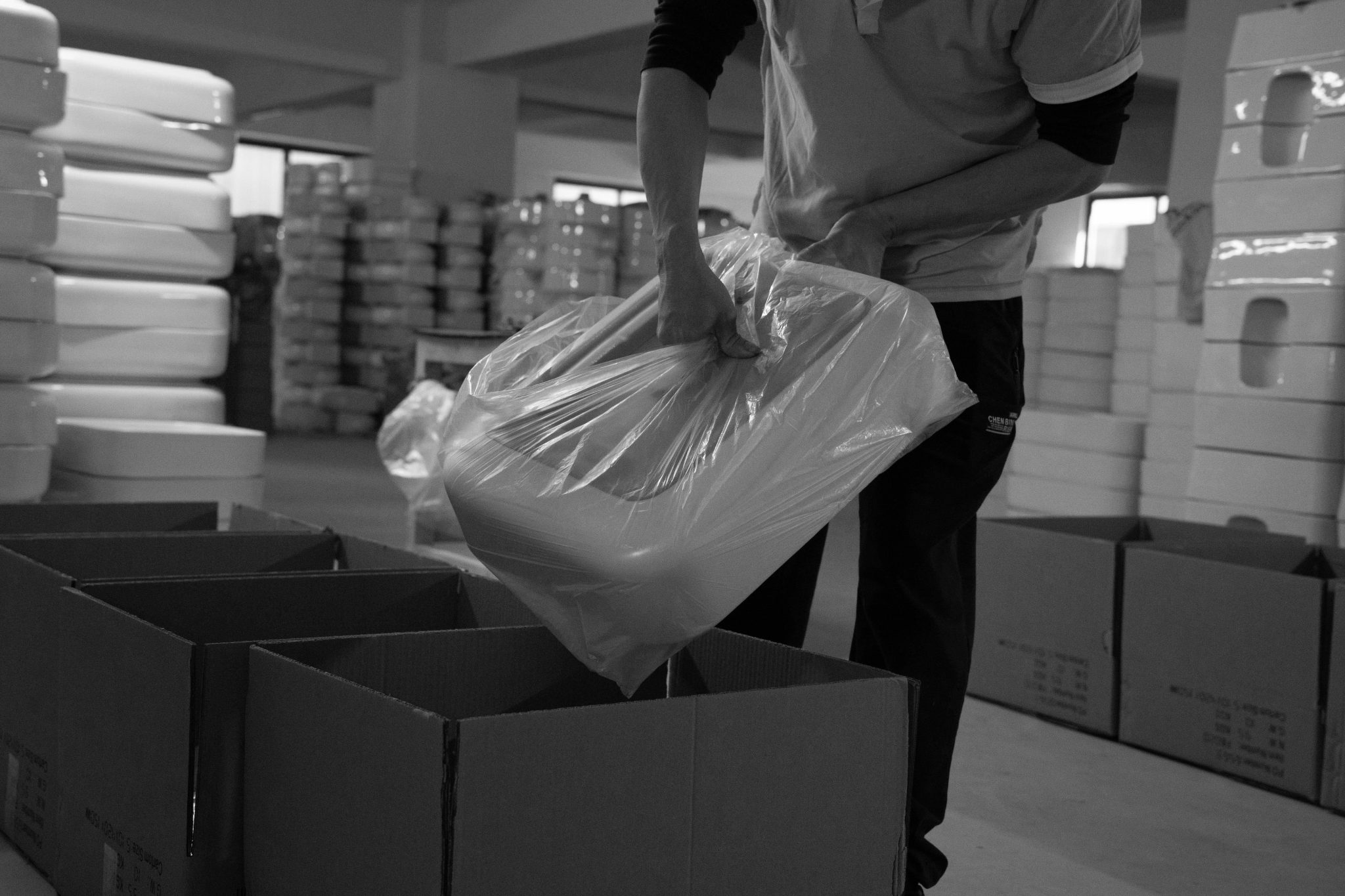 Los Flexi - Shop High-End Bath & Kitchen Fixtures, Sinks, Toilets & More